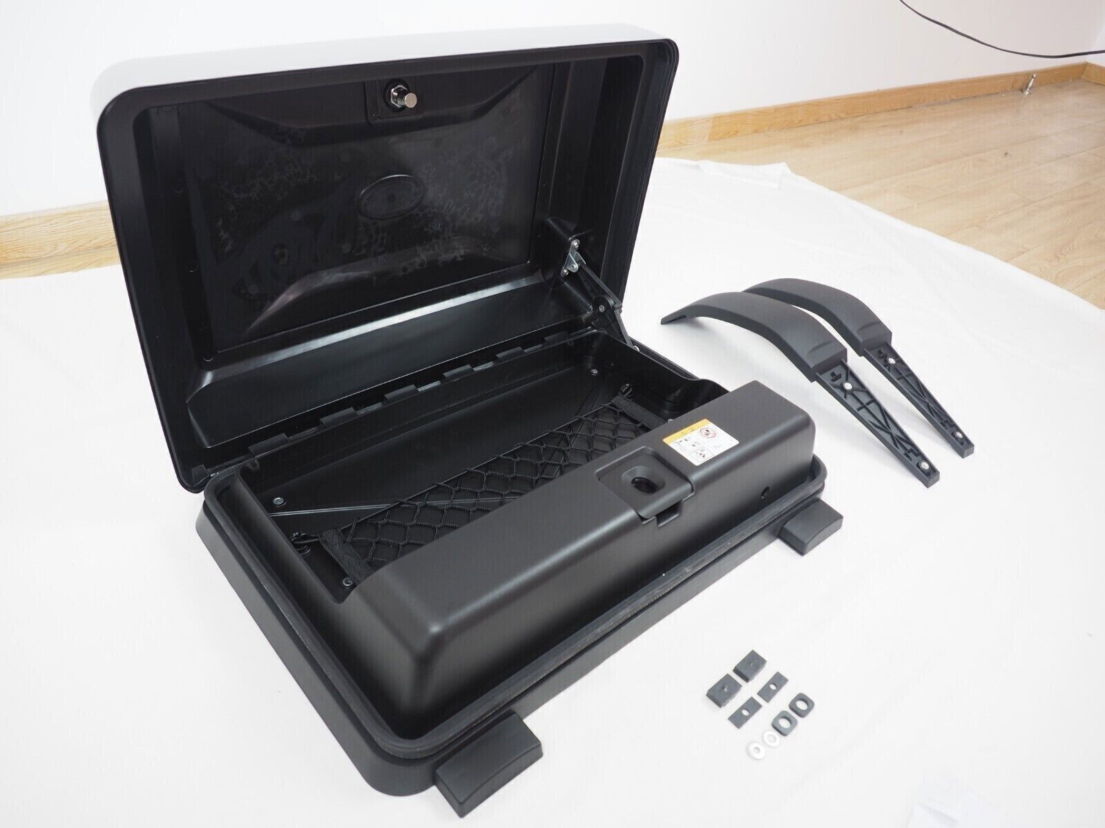 Land Rover Defender Tool Box – Epic Offroad